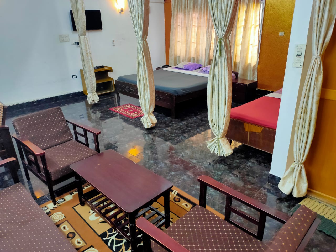 TOURING OFFICERS HOSTEL